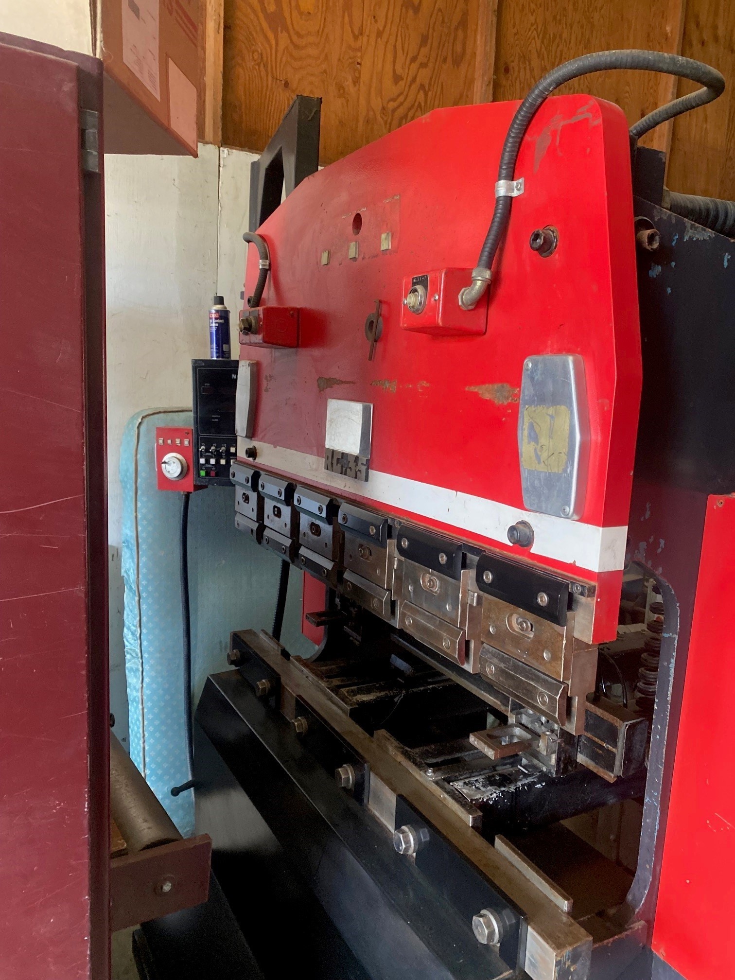 USED AMADA RG 35 PRESS BRAKE – Dynamic Machine Tools, LLC